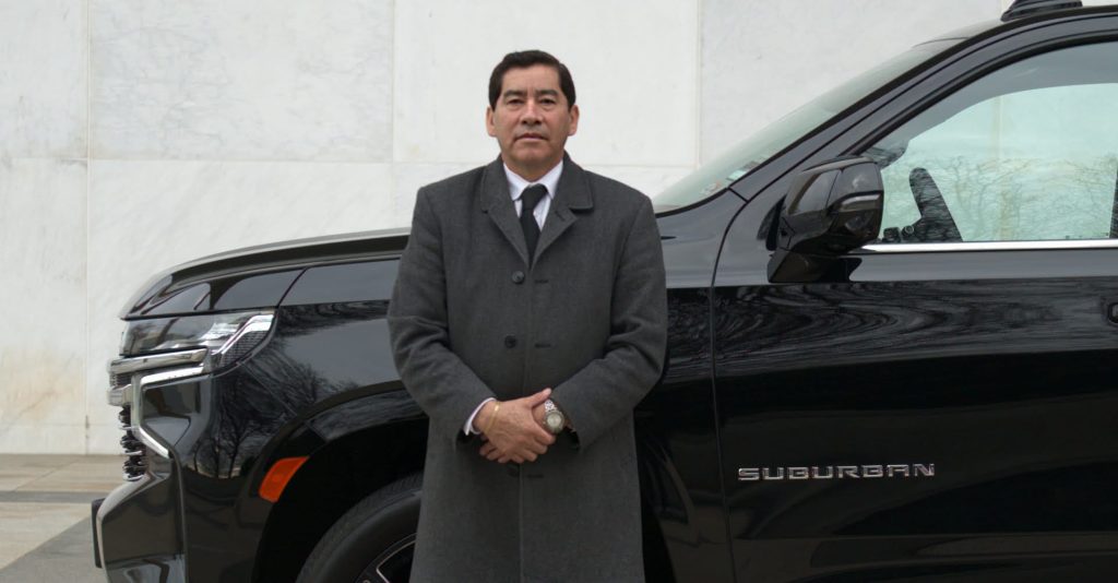 Experiencing Washington, D.C. through Gilberto's reliability | Drivania